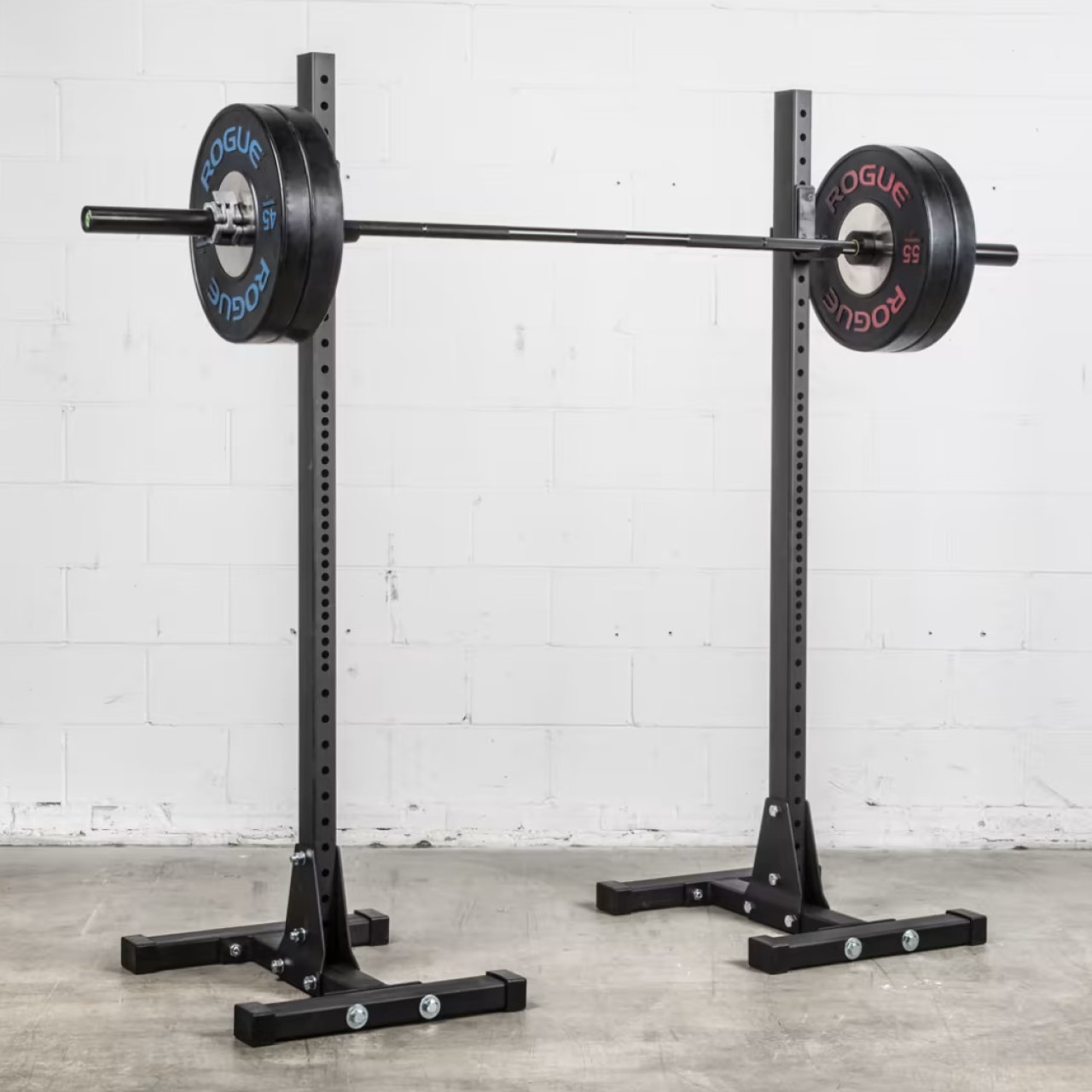 Squat Rack / Half Rack vs Full Power Rack: Which to Choose (2022)