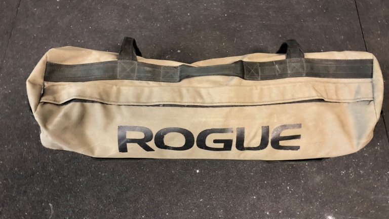 [VIDEO] Review of 2 Training Sandbags: FringeSport and Rogue Fitness